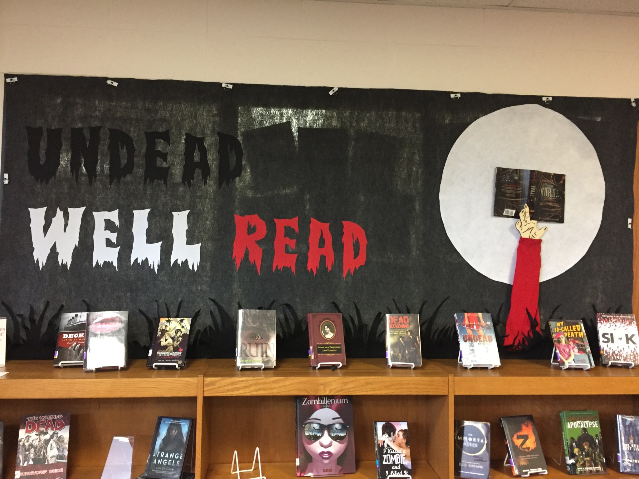 Virtual Displays – Olathe East Library